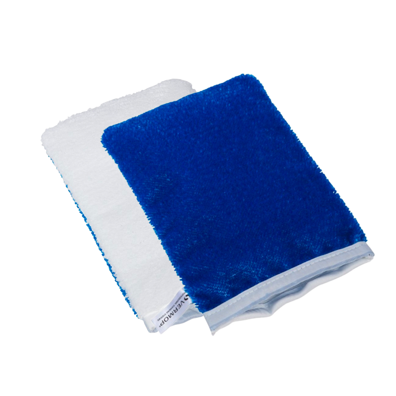 Microfiber gloves for everyday cleaning tasks | NOWAS